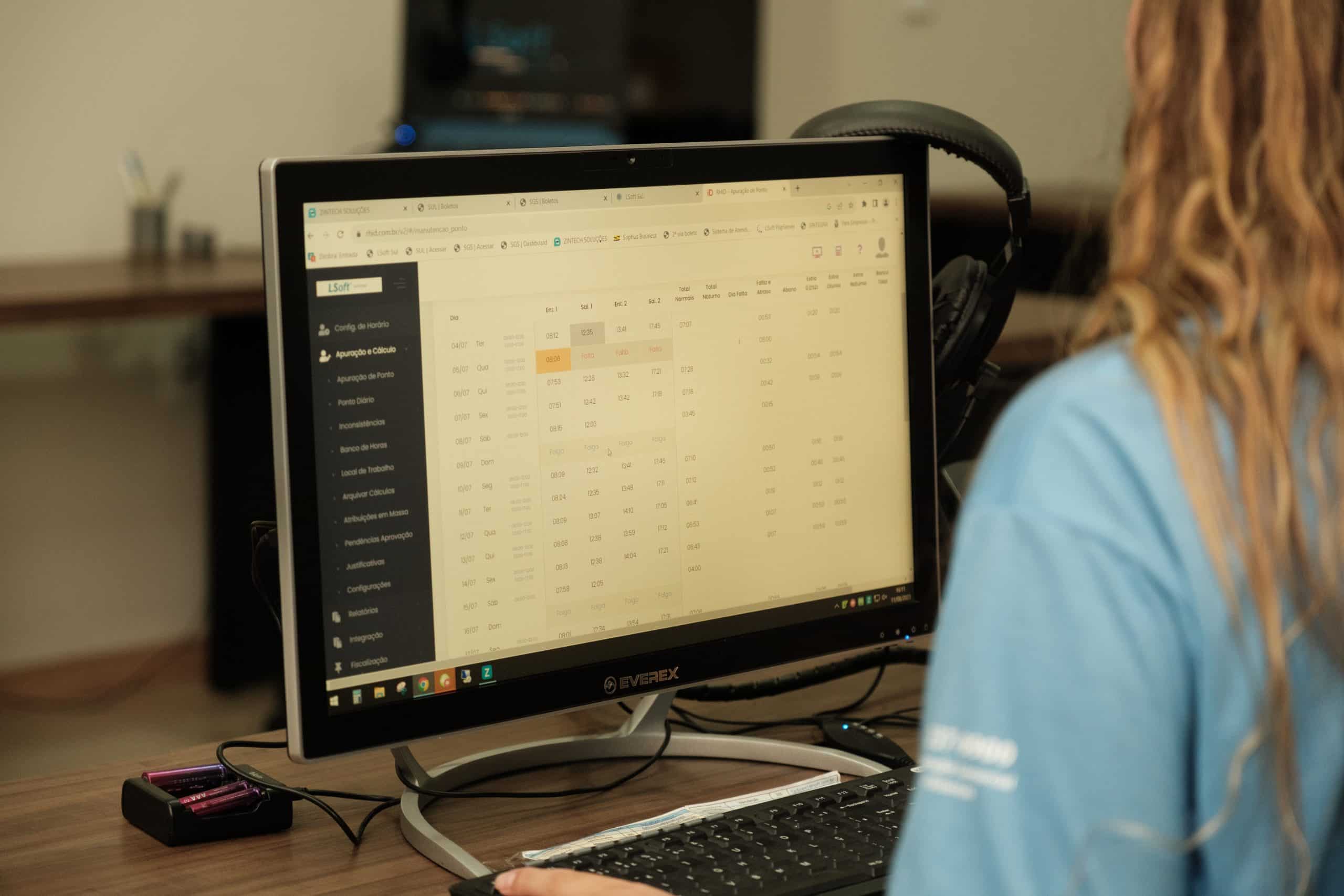 RHiD - Porque utilizar um sistema de ponto eletrônico em nuvem - PopData Software
